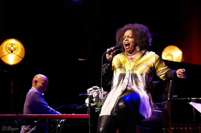 Review: Dianne Reeves at the Queen Elizabeth Hall (LJF) – London Jazz News