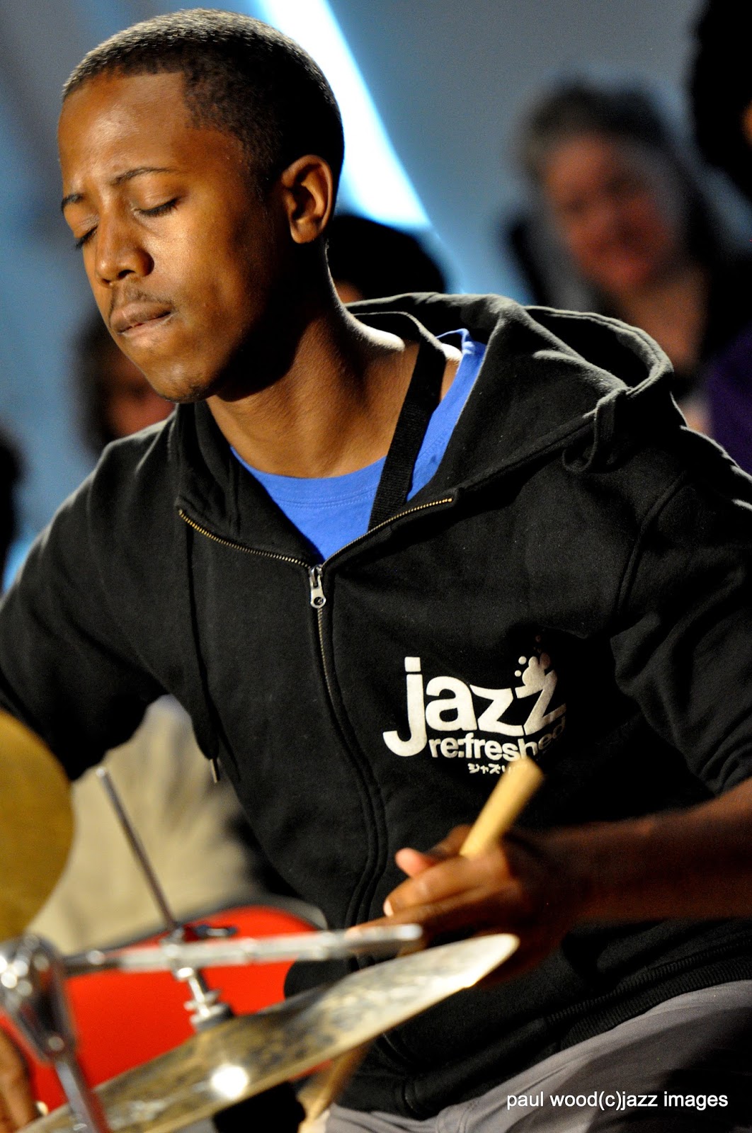 REVIEW/ PHOTOS : Binker Golding and Moses Boyd at Foyles – London Jazz News