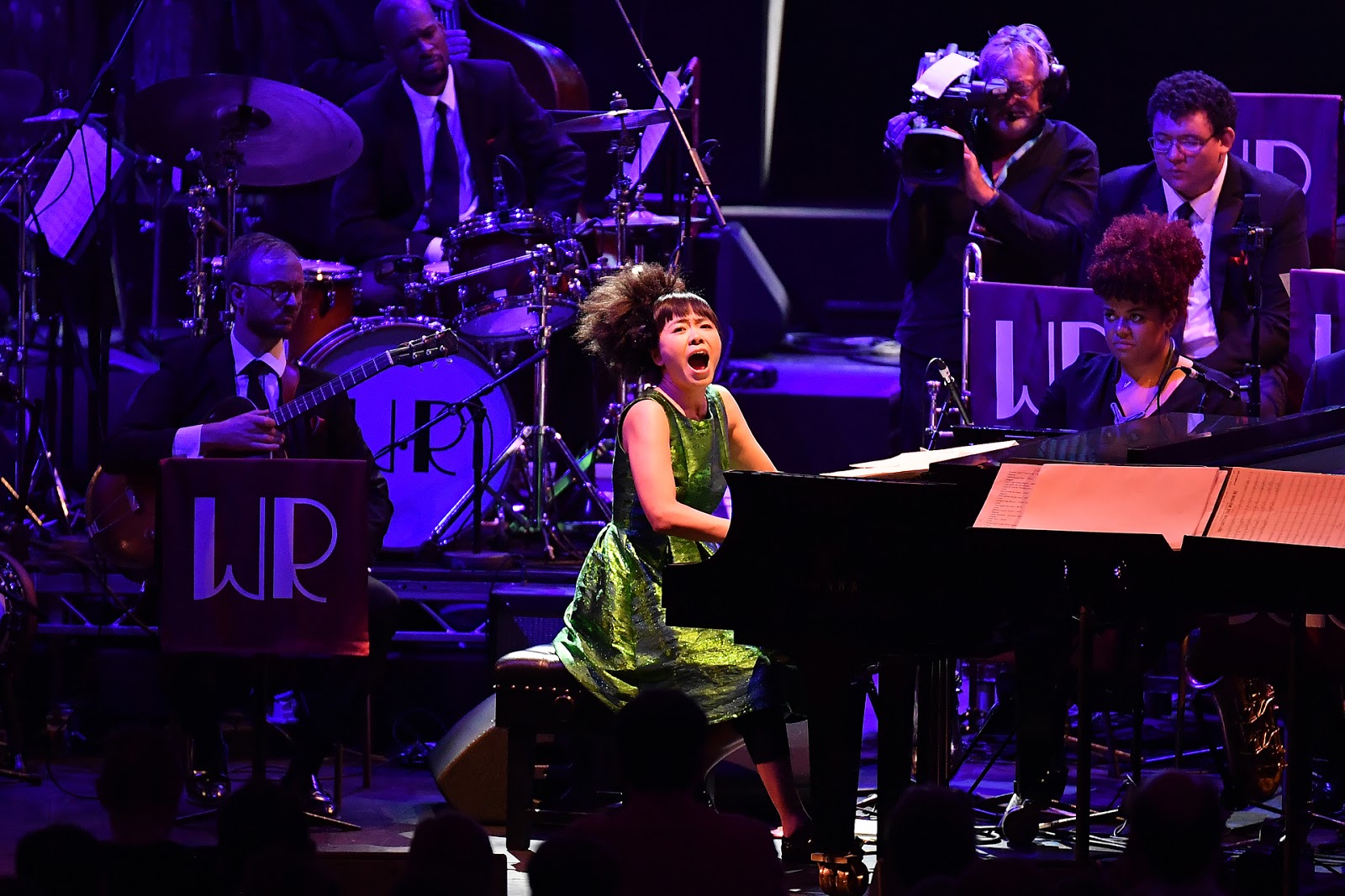 REVIEW/ PHOTOS/ BAND AND SET LISTS: Prom 57 – Swing No End – London ...